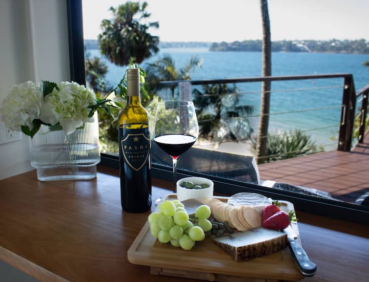 Seaside Cottage - Bundeena