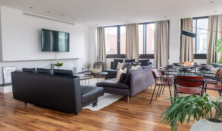 Huge Oxford Street Apartment- Air Con & Lift! - Marylebone