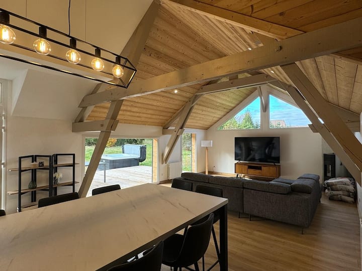 La Flânerie, Spacieux Loft Au Calme Avec Jacuzzi - Gérardmer