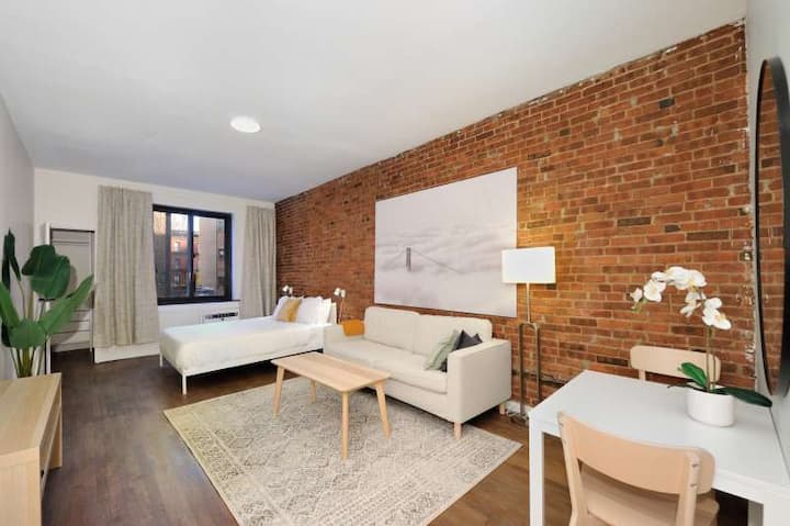 The Julian • Vibe 8748 - Harlem - Manhattan