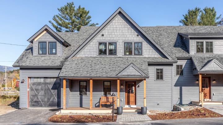 Lush Stowe Townhomes | Near Downtown - ストー, VT