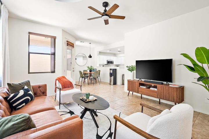 Cozy Tempe Pad | Asu | Scottsdale | Sleeps 6! - Tempe, AZ