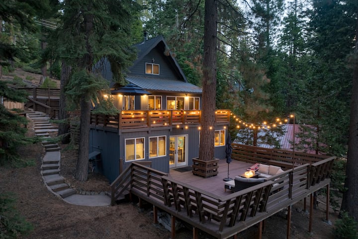 Washoe Way By Avantstay | Beach Access Included - Tahoe City, CA