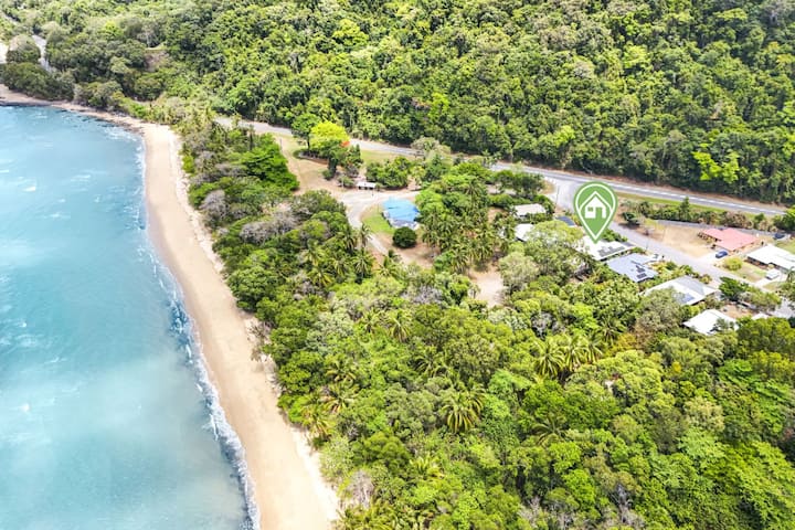 Beachfront Serenity Family Home At Wonga Beach - Daintree