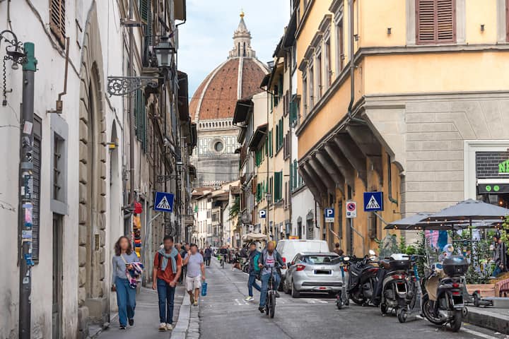 Irene And Elena House - Florence - Florenz