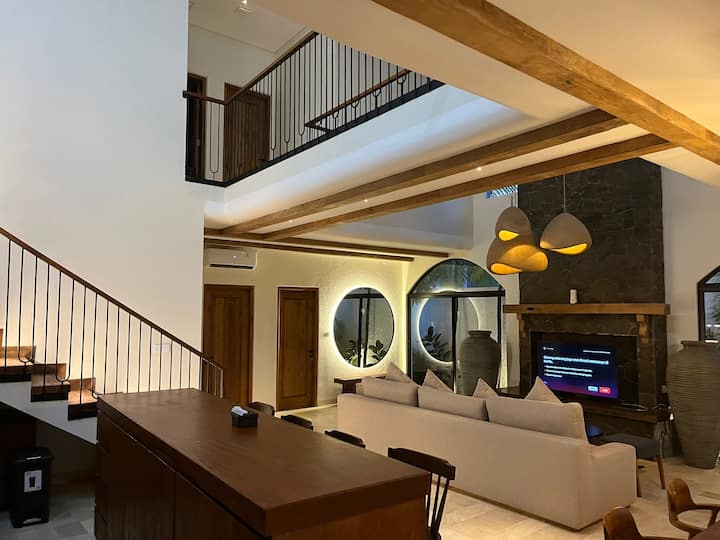 Brand New Spacious 4br Villa - Jimbaran