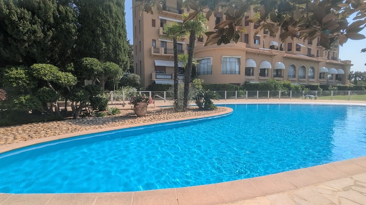 Joli T5 Avec Wifi/jardin Et Piscine - Saint-Raphaël