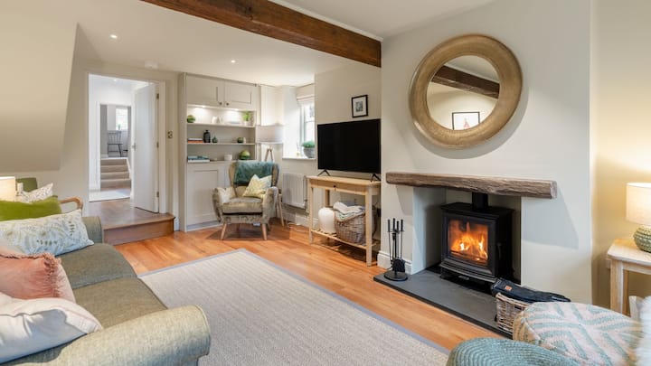 Laurel Cottage - Pet Friendly In Coln St Aldwyns - Bibury