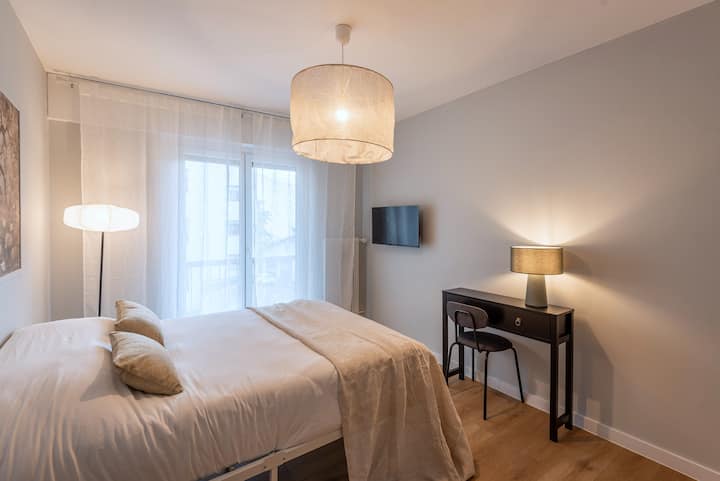 M102 *Marquer* Chambre Colocation Proche Gare - Annemasse