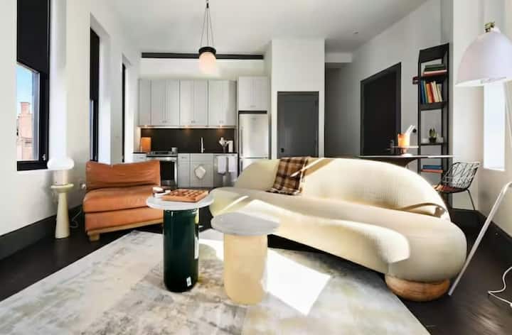 Remodeled 2br Downtown – Near Acrisure Stadium - Pittsburgh