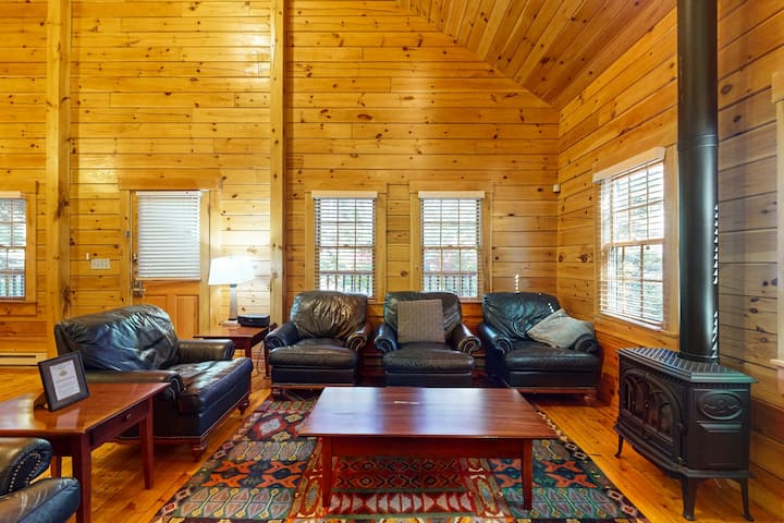 Scenic 3br Cabin W/kitchen & Firepit - Warren Island State Park, Islesboro