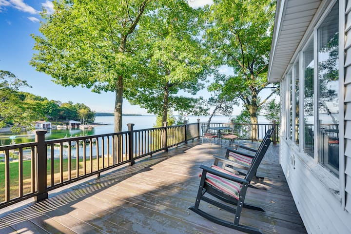 St Lawrence River Cottage W/ Panoramic Views! - Clayton, NY