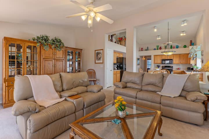 Golf/hiking/biking, Gas Fire Pit, 30 Day Min - Gilbert, AZ