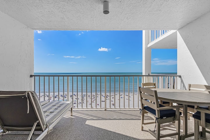 Oceanfront Condo - Steps To Beach & Best Sunsets! - Marco Island, FL