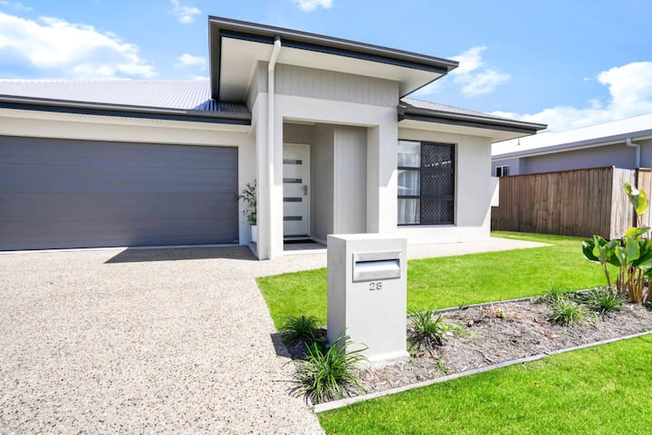 Skippers Rest -Modern Comfort, And Beach Proximity - Cairns