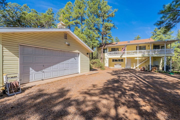 Sleeps 12|near Show Low Lake|families|cedar Escape - Pinetop-Lakeside, AZ