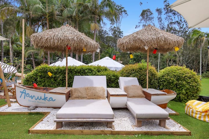 Elvis - The Great Seaside Adventure -Luxury Stay - Coffs Harbour