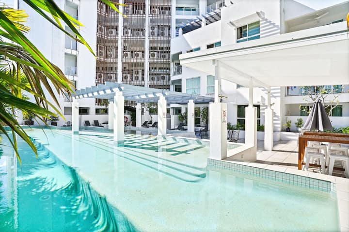 Oceanside At 201 Lake Street - Cairns