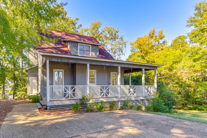 Auburn Game Day Getaway On Lake Martin W/ Dock! - Dadeville, AL