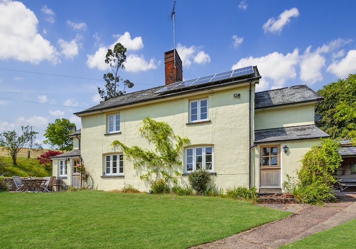 Two Lower Spire Cottage, Liscombe - Dulverton