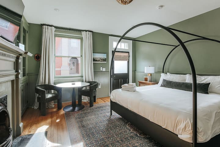 Suite 3-suite-de Luxe-salle De Bain Privée - Staunton, VA