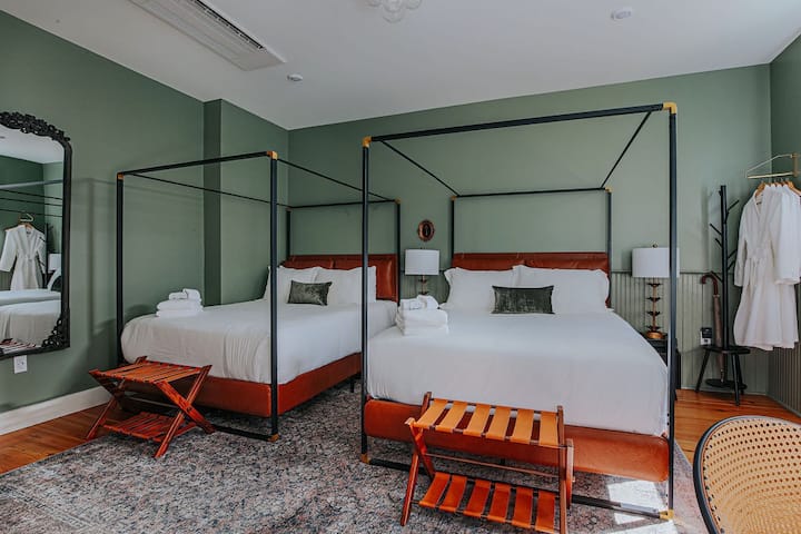 Suite 7 At Barristers Row - Staunton, VA