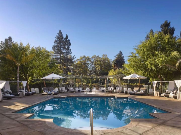Sonoma Wine Country Retreat | Pool. Restaurant - Santa Rosa, CA