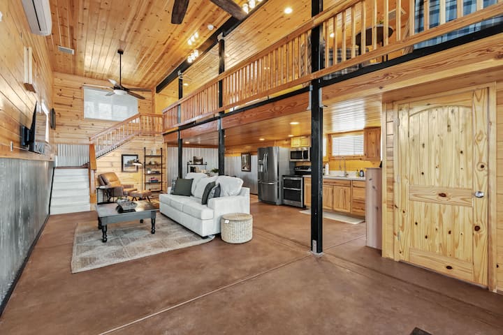 The Pine Loft Family-friendly Nature Retreat - North Fork, CA