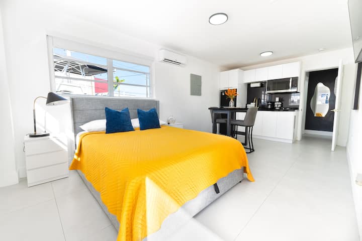 Central Studio | Quiet & Close To Hard Rock - Miami Gardens, FL
