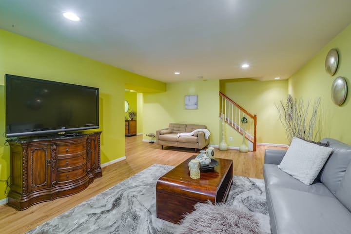 20 Mi To Downtown Dc: Pet-friendly Lorton Apt! - Woodbridge