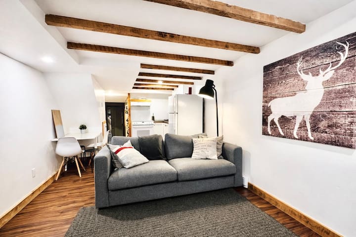 Loft The Montcalm \ 2 Min Falls \ Free Parking - Québec, QC