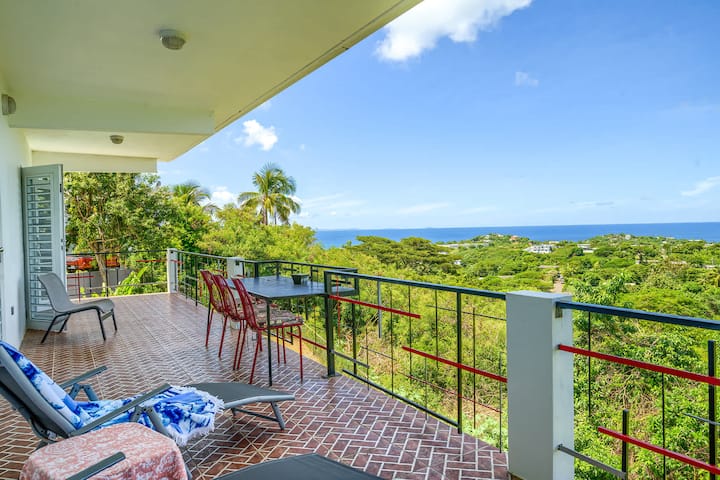 Mountain Retreat With Pool & Ocean Views - Vieques
