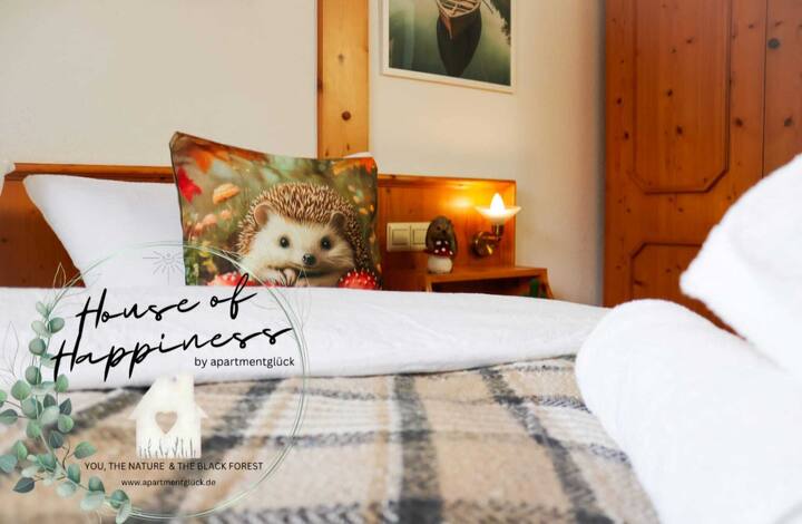 "Happy Hedgehog" Im House Of Happiness (1) - Black Forest