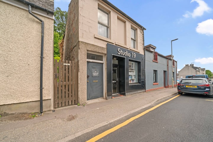 Haugh 4 Bedroom House - Inverness - Inverness