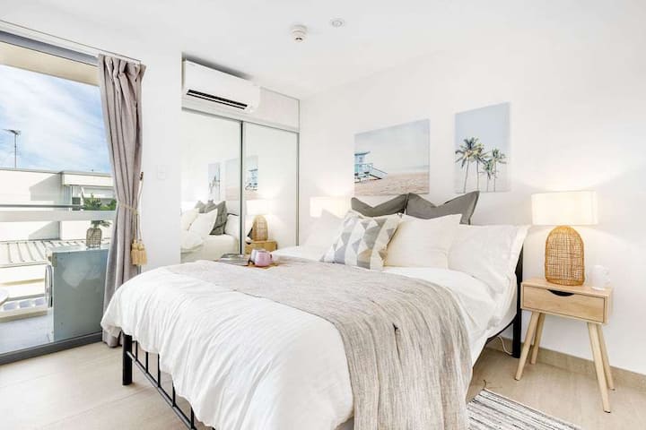 Stylish Studio Steps From Bondi Shoreline - Coogee