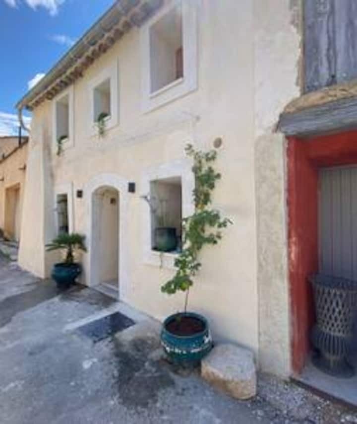 Cocon  Authentique Au Cœur Des Ocres De Roussillon - Roussillon