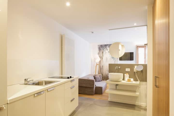 Chic & Spacious Alpine Escape - Sulden
