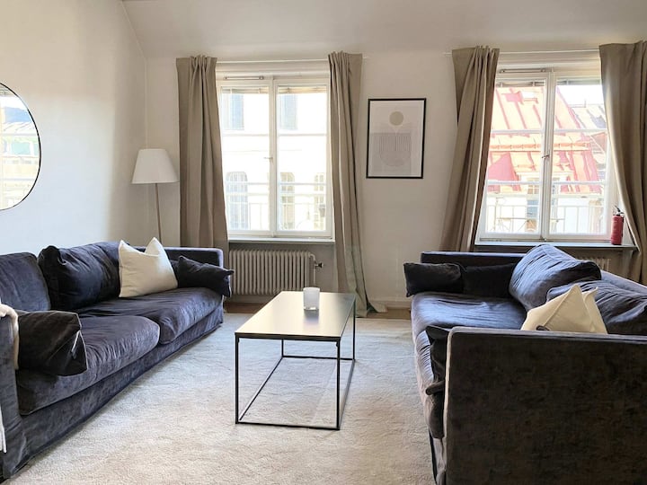 Amazingly Located Apartment On ÖStermalm - Stockholm