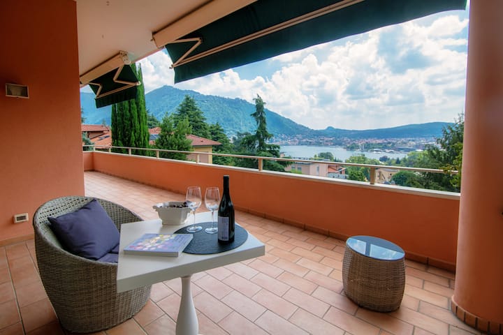 Splendid 3br Villa W/ Lake Como View - Como