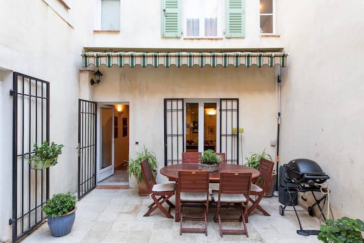 040 Maison D'exception Au Coeur Du Vieil Antibes - Antibes