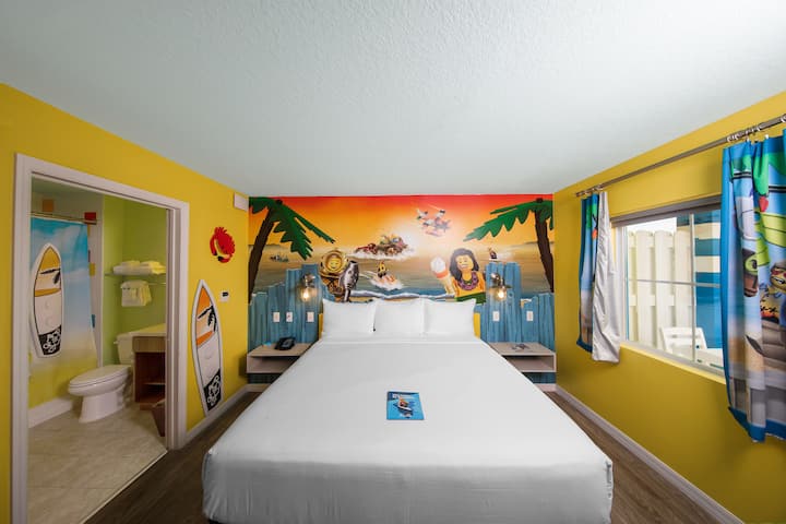 Wonderland Suite With Kids Entertainment, 2 Units - Winter Haven, FL