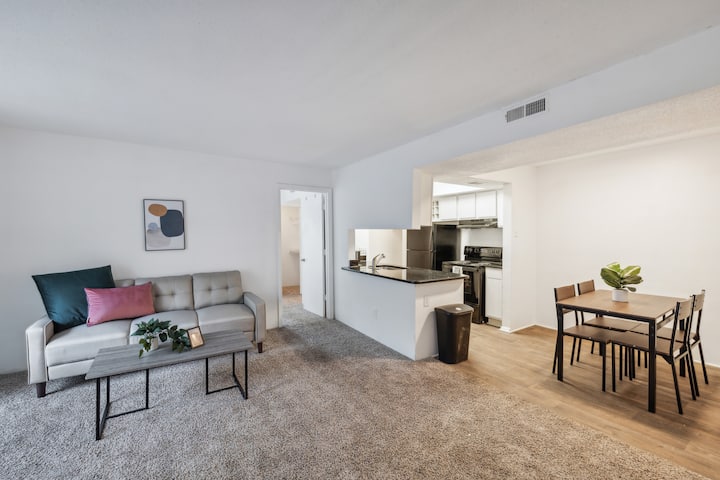 Northcliffe 1107 I Fully Furnished 2 Bedroom 2bth - Winston-Salem, NC