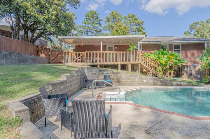 North Columbus Pool Oasis W/ Patio | Near Ft Moore - Columbus State University, Columbus