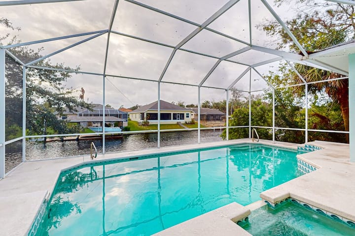 3 Br House With Lanai-private Pool, Bbq Fireplace - Palm Coast, FL