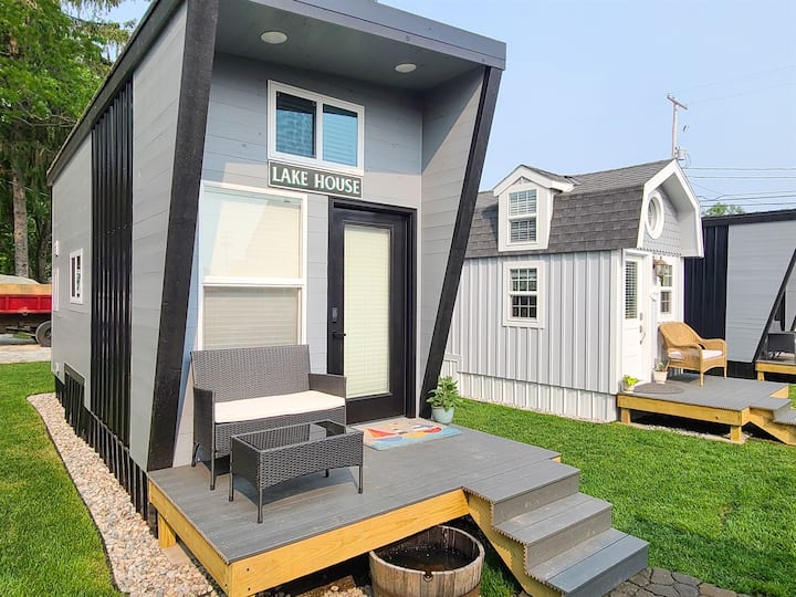 Lake House - Tiny Digs Lakeshore - Muskegon, MI