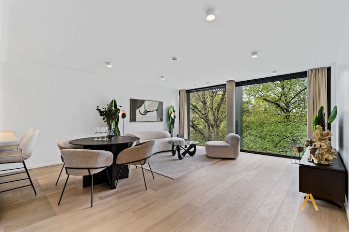 Chic 1br In Ville-haute, Near Attractions & Wi-fi - Luxembourg