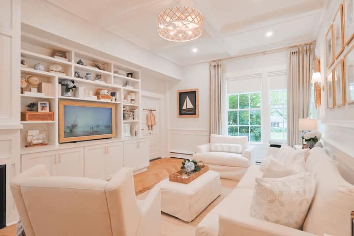 Brand New 2br Condo W/ Pool. No Pets! - Martha's Vineyard, MA