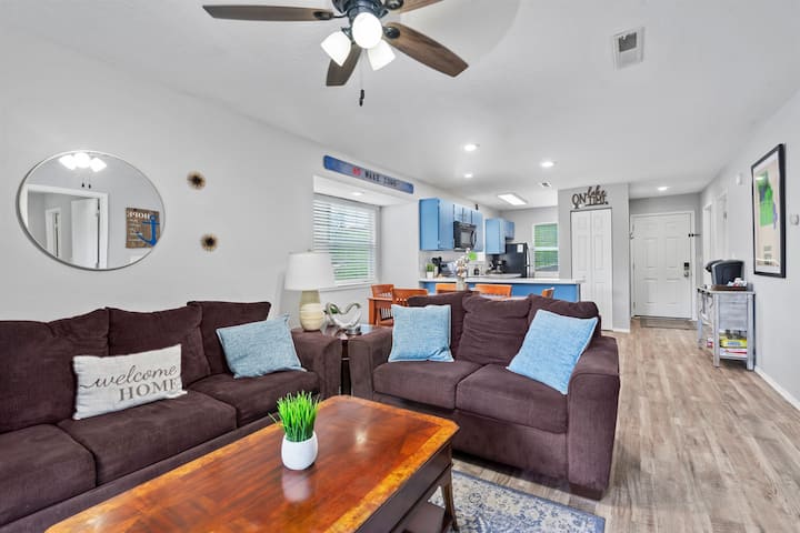 No Wake Zone•big Deck•by Sdc•on Lake/21-2 - Missouri