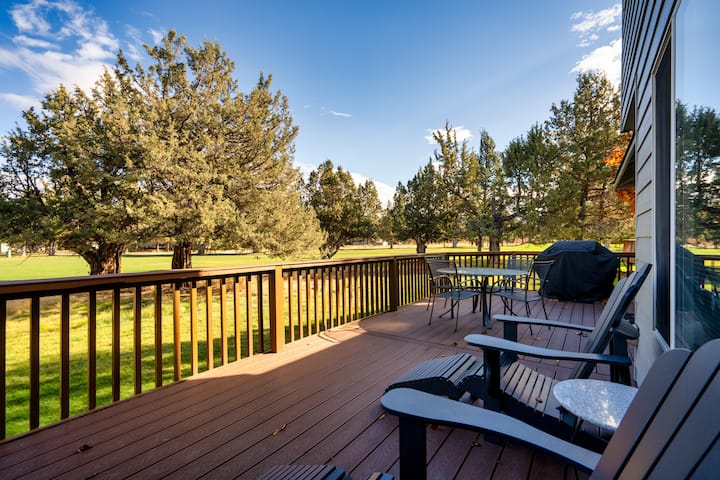 Eagle Crest Hole In One! - Eagle Crest