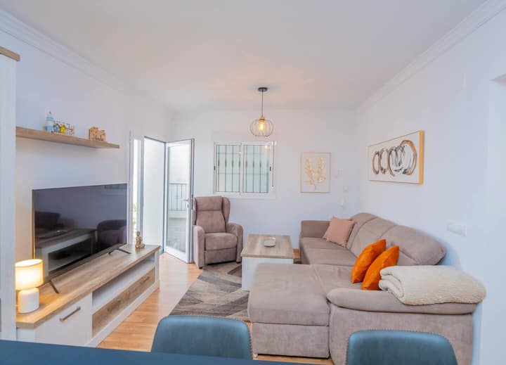 Stylish 3 Bedroom Apartment, Historic Mijas Cente - Mijas